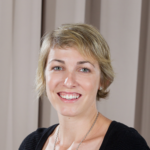 Polly Banks's Instagram, Twitter & Facebook on IDCrawl